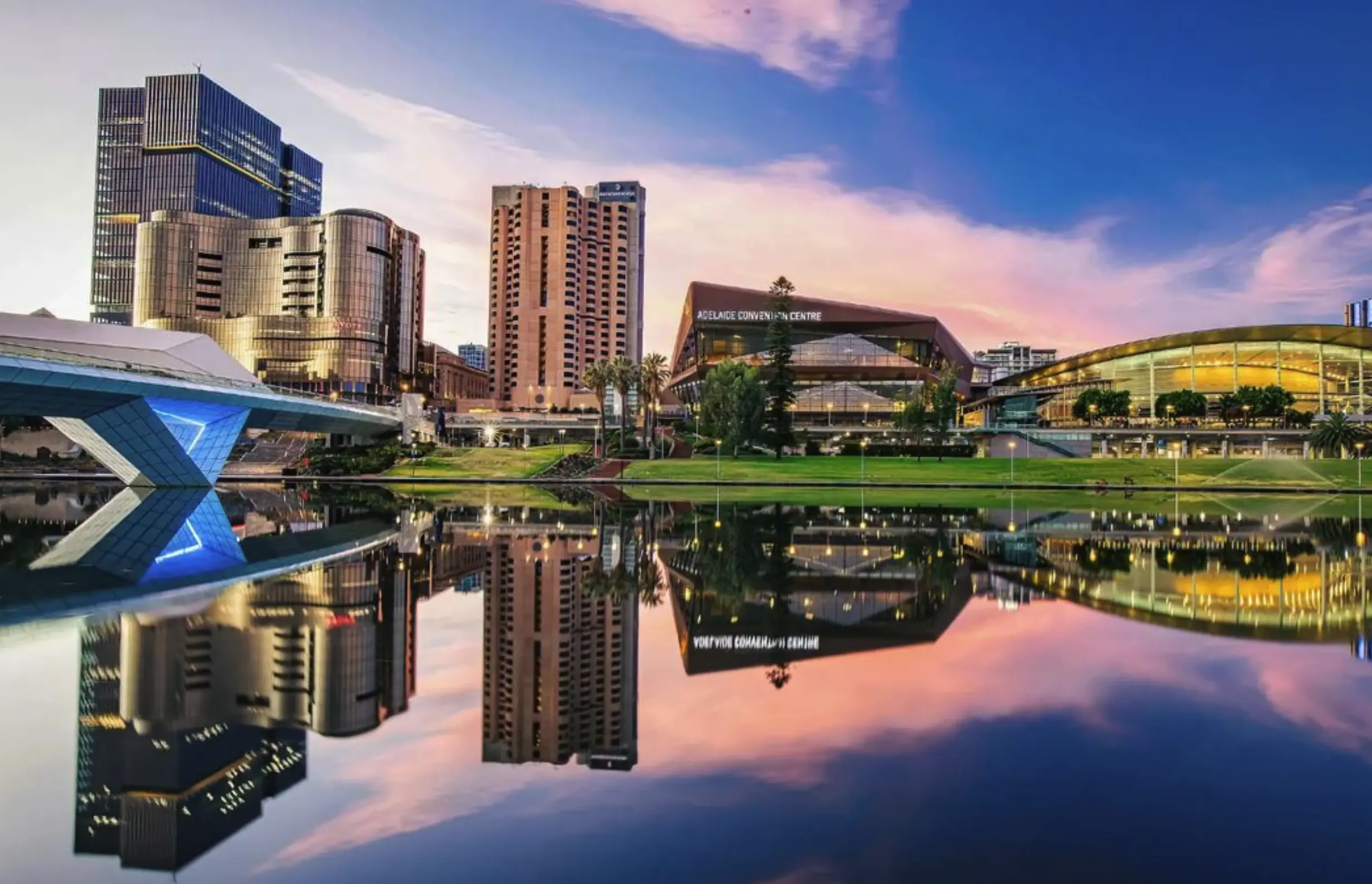 Explore Adelaide: Festivals, Heritage, and Natural Beauty
